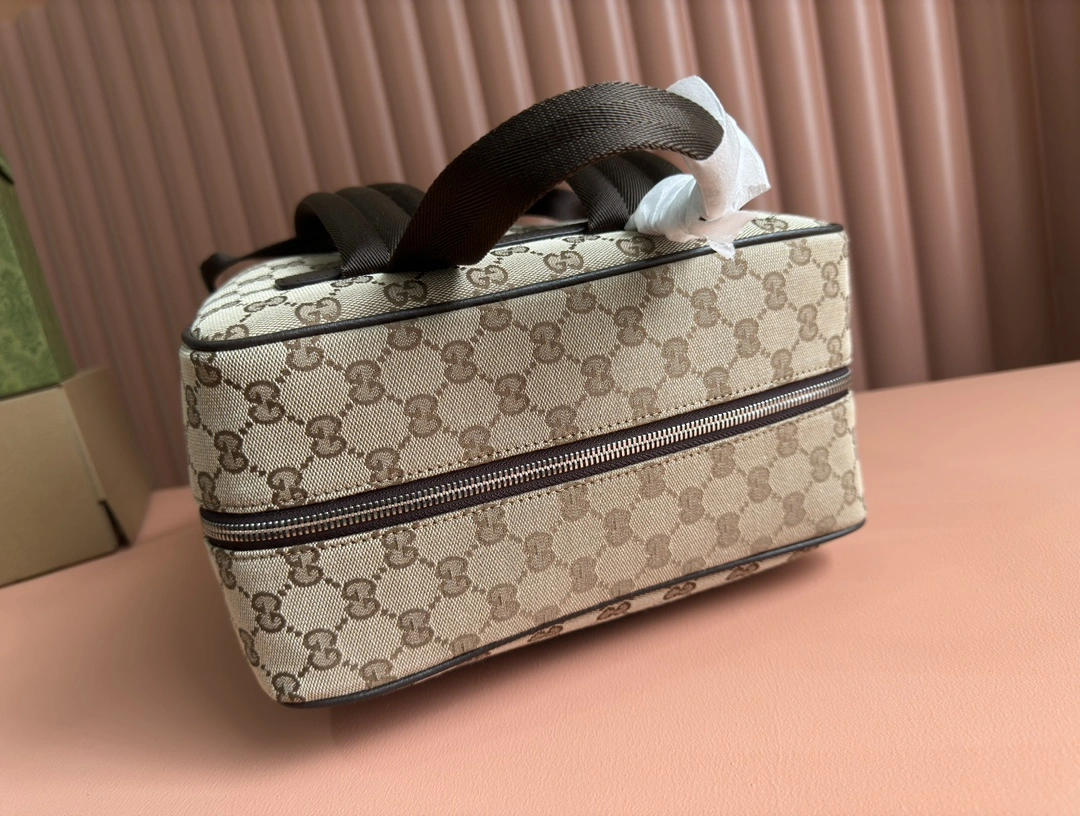 Top mirror Gucci Backpacks
