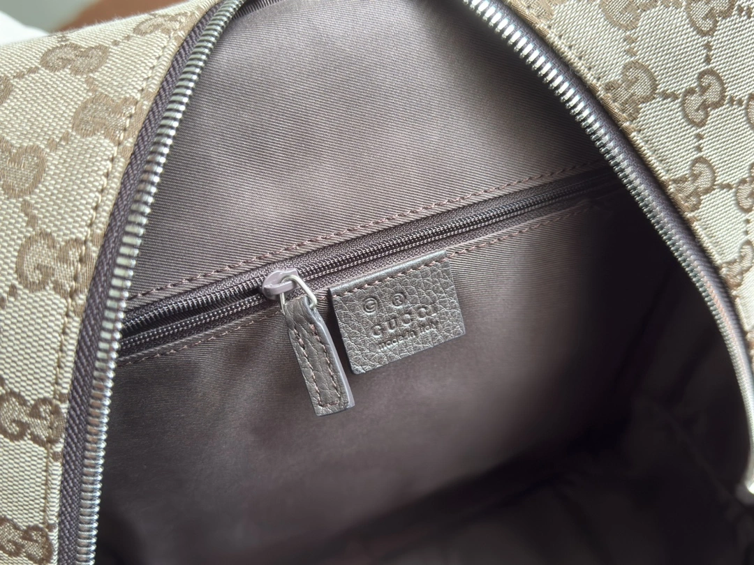 Top mirror Gucci Backpacks