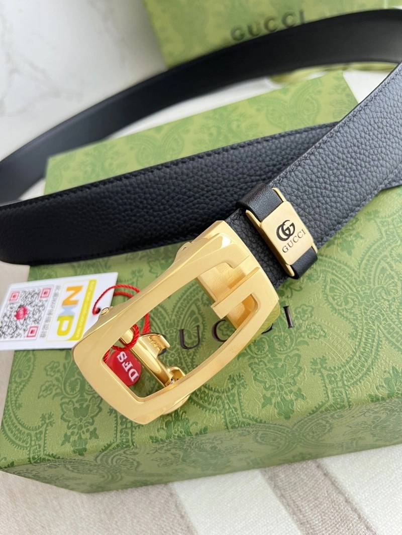Accurate model Gucci Belts