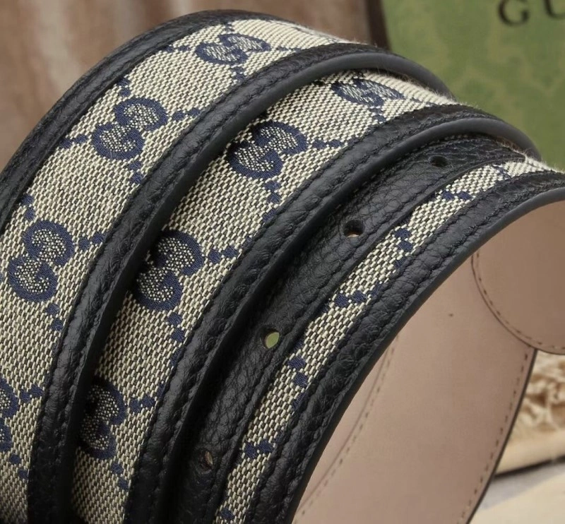 Accurate model Gucci Belts