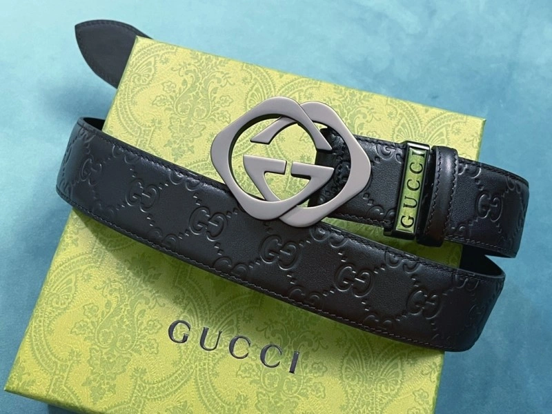 Top mirror Gucci Belts