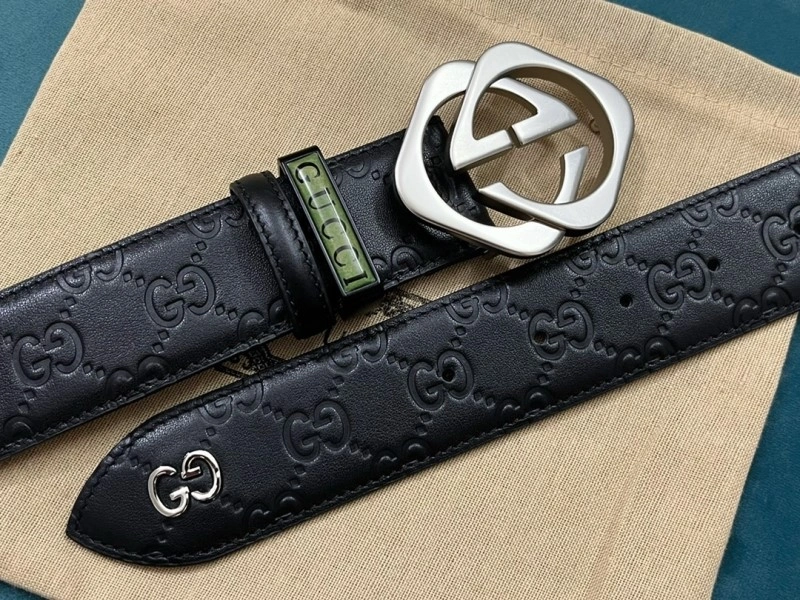 Low-cost Gucci Belts