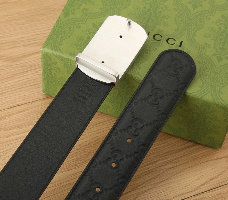 Brand-authenticated Gucci Belts