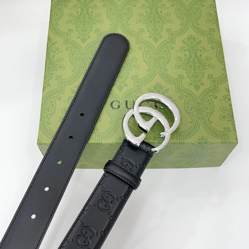 Accurate model Gucci Belts