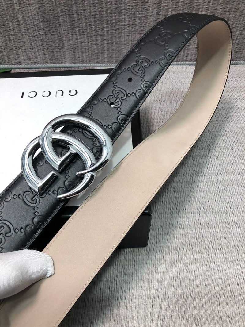 Accurate model Gucci Belts