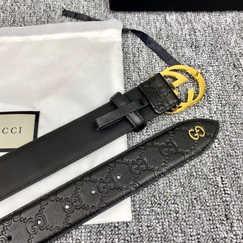 Accurate model Gucci Belts