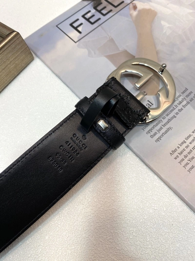 Accurate model Gucci Belts