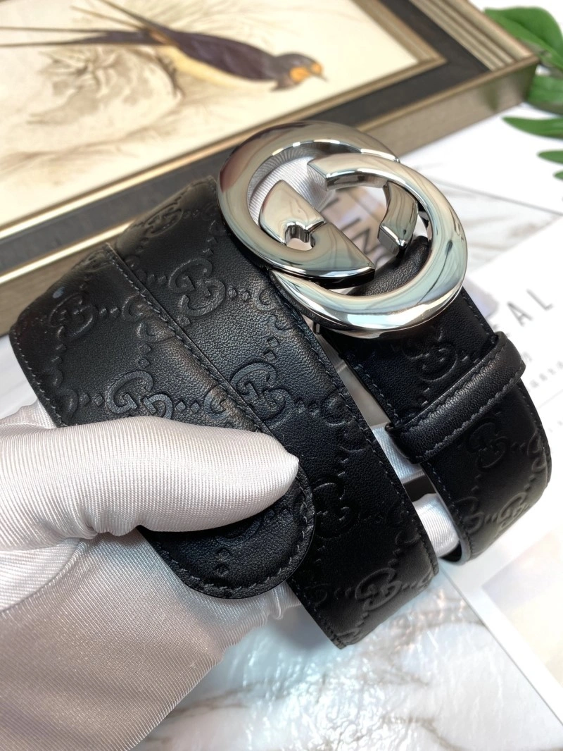 Accurate model Gucci Belts