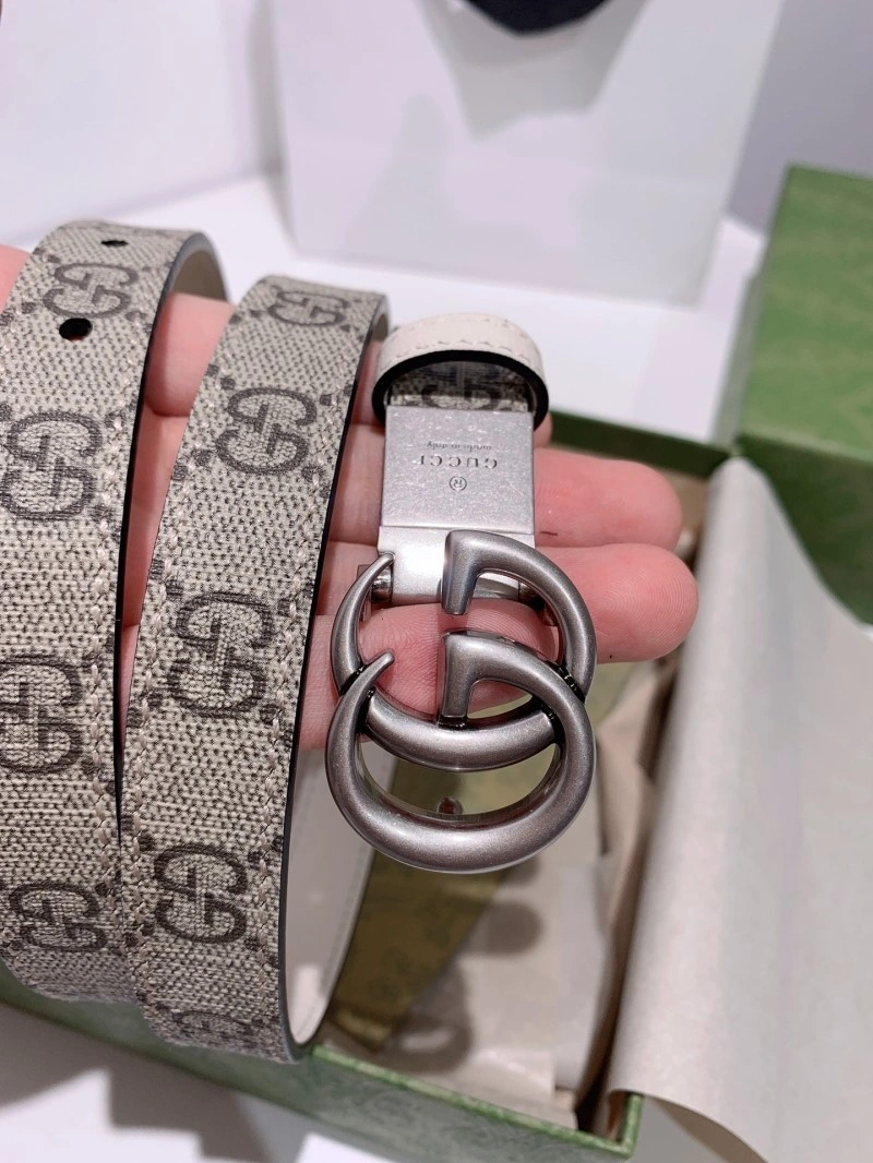 Accurate model Gucci Belts