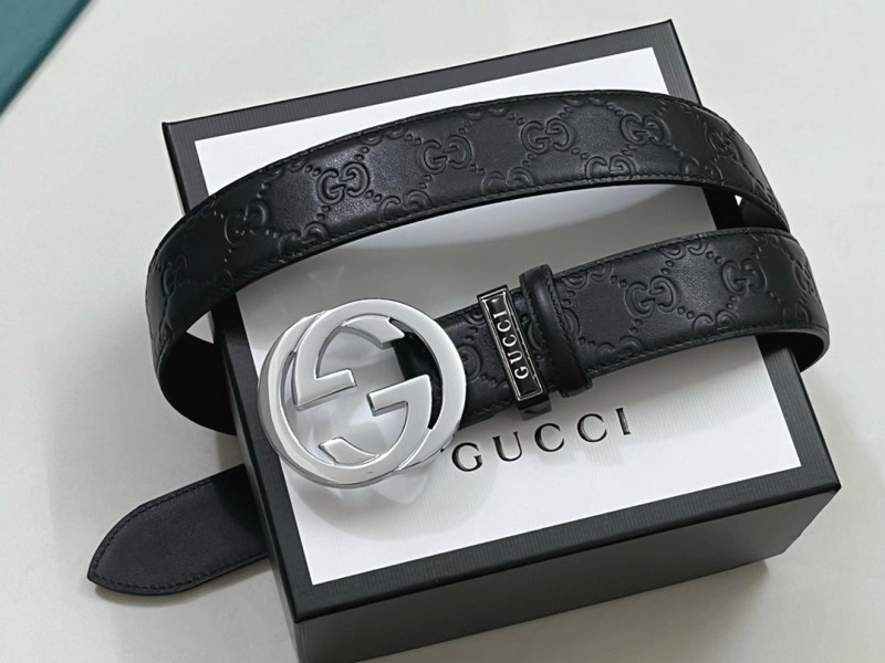Accurate model Gucci Belts