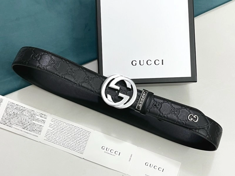 Accurate model Gucci Belts