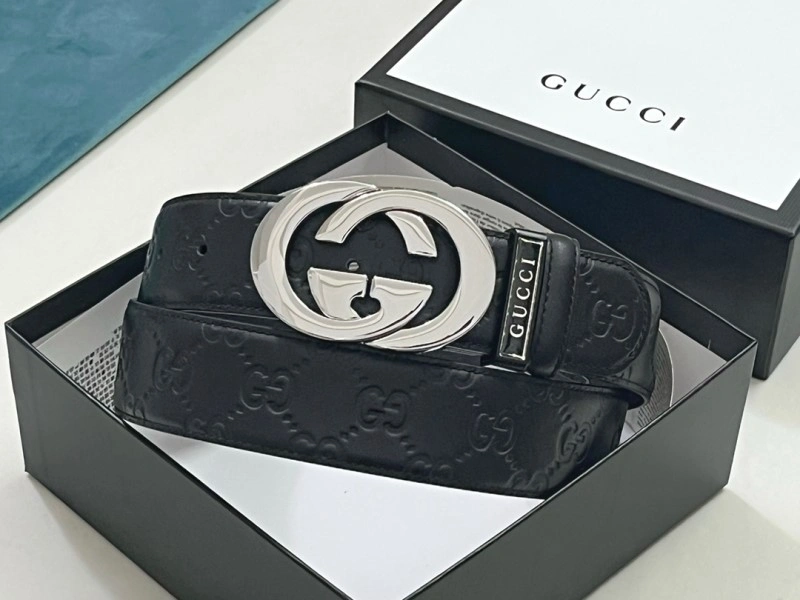 Accurate model Gucci Belts