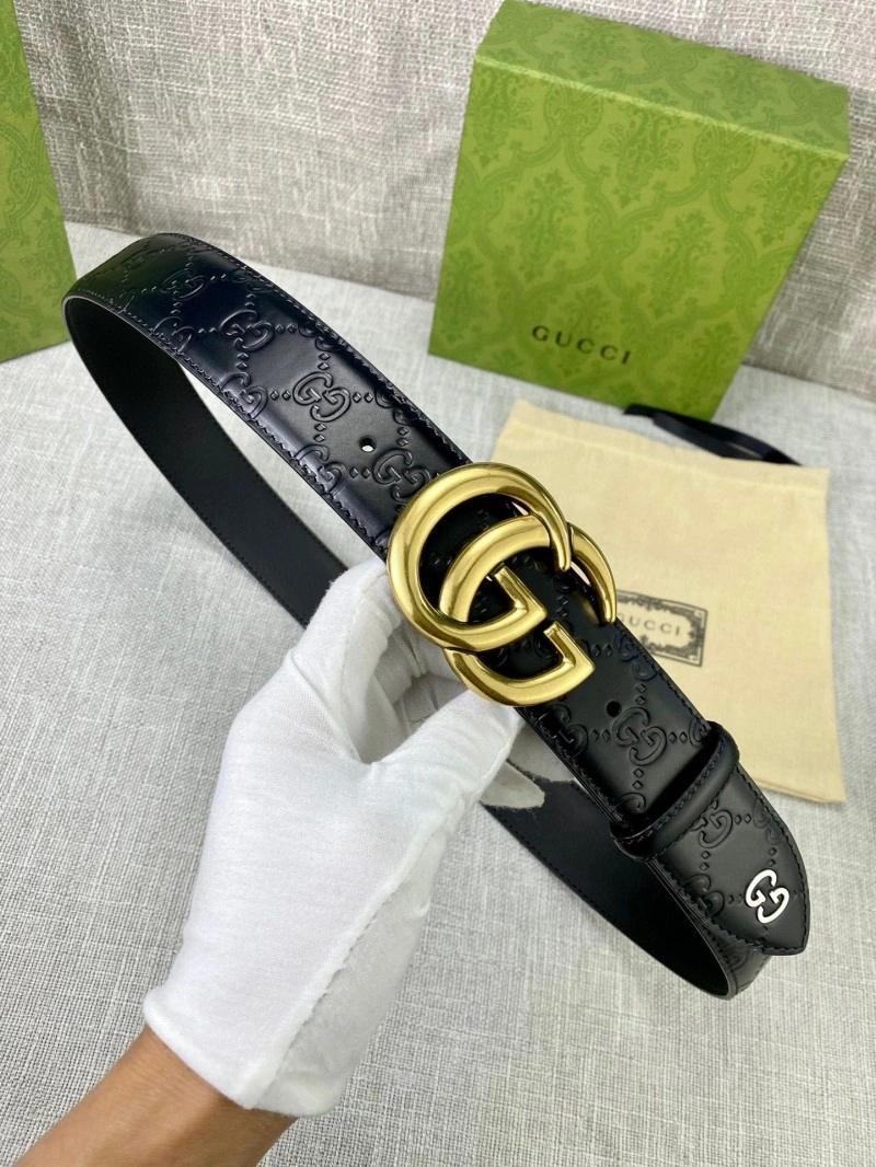 Accurate model Gucci Belts