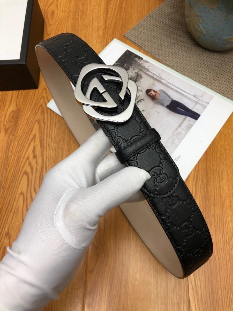 Accurate model Gucci Belts