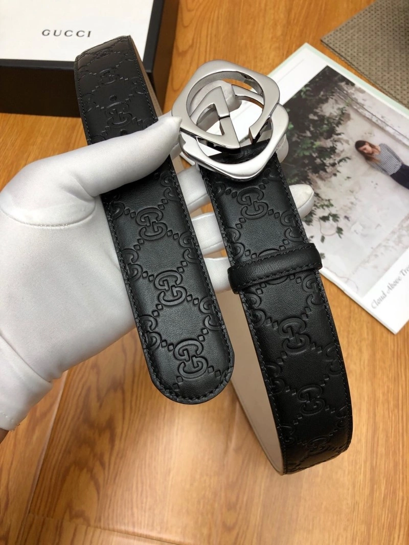 Accurate model Gucci Belts
