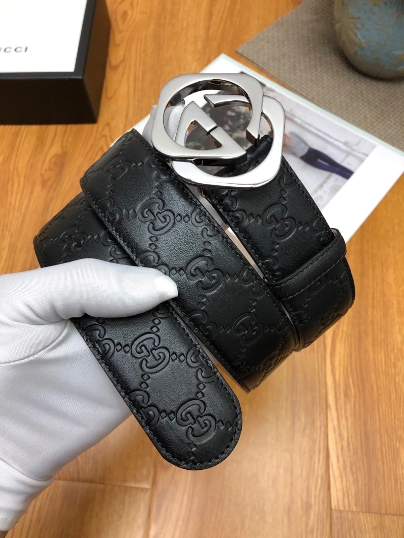Accurate model Gucci Belts