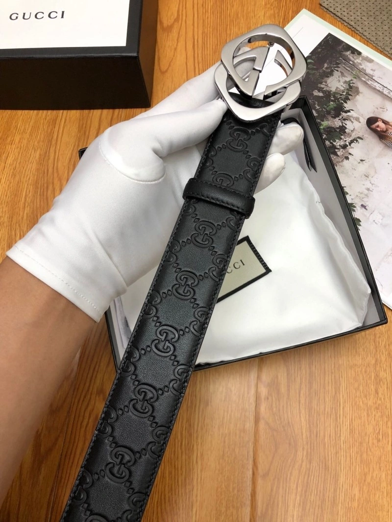 Accurate model Gucci Belts