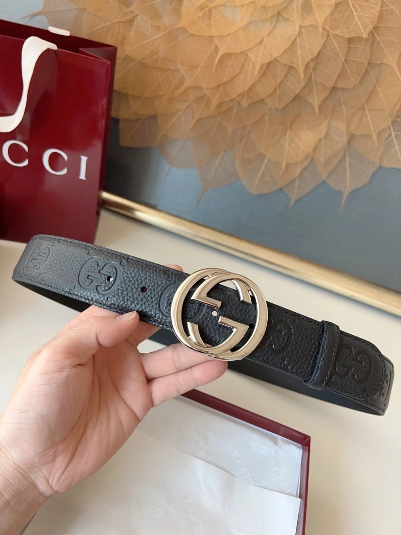 Accurate model Gucci Belts