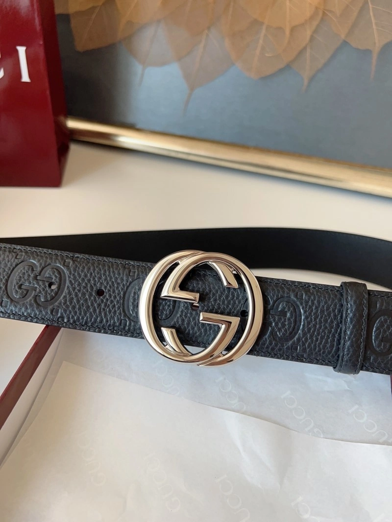 Accurate model Gucci Belts