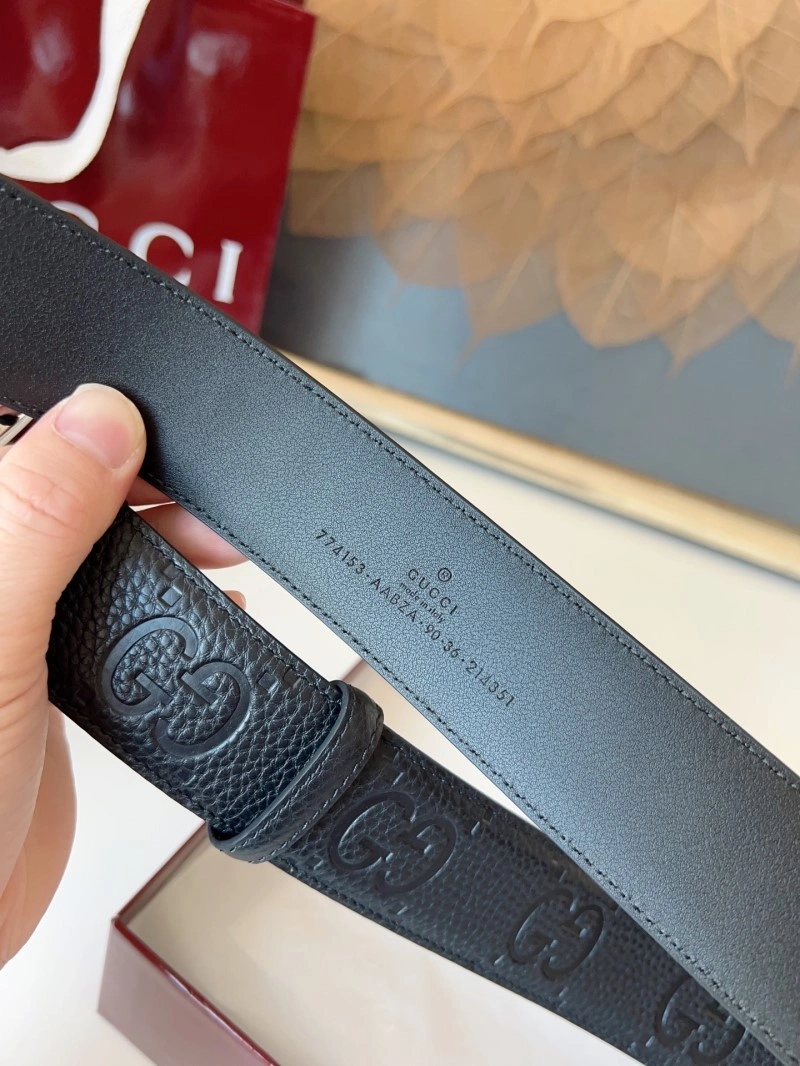 Accurate model Gucci Belts
