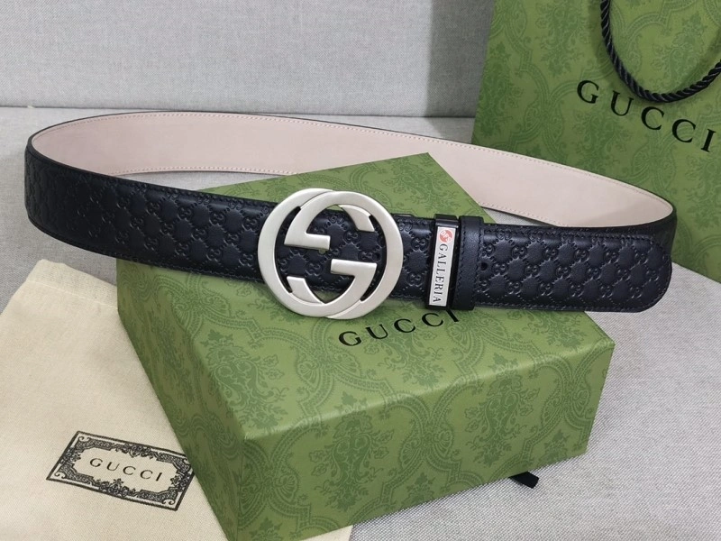 Accurate model Gucci Belts