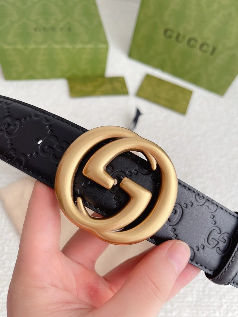 Accurate model Gucci Belts