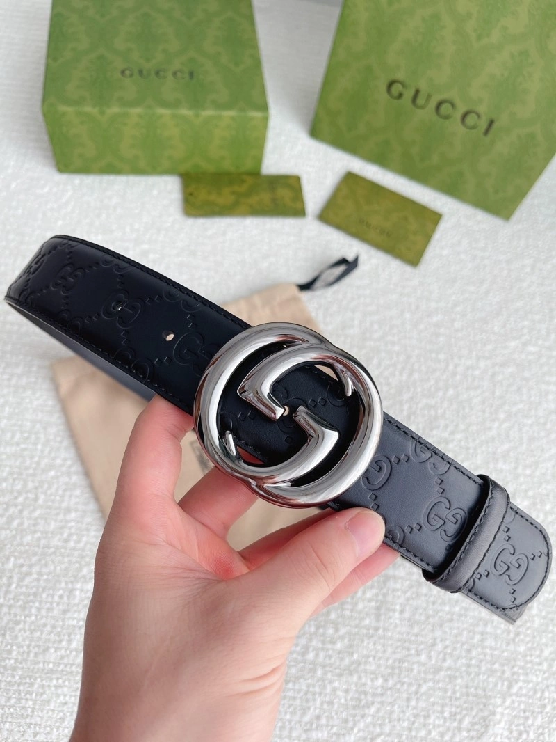 Accurate model Gucci Belts