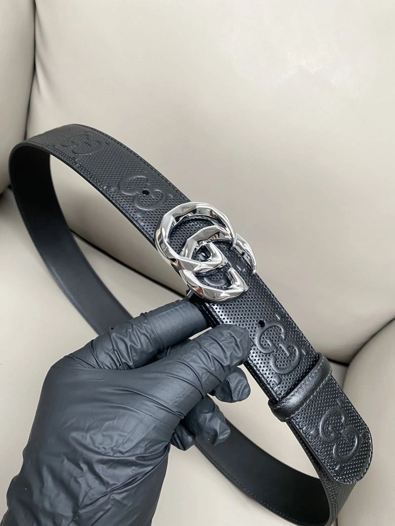 Accurate model Gucci Belts