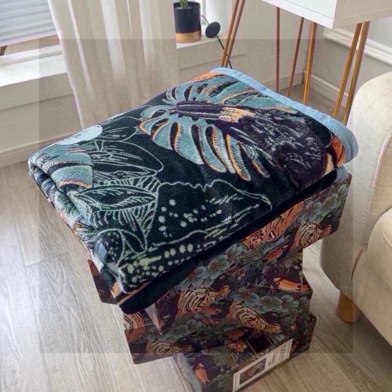 Factory-made Gucci Blanket