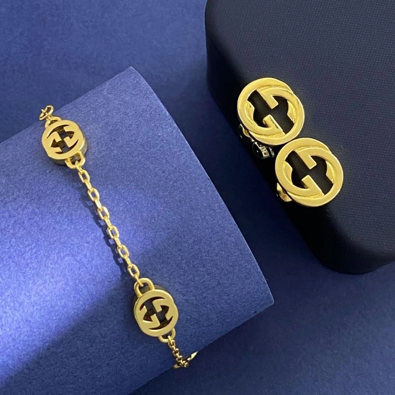 Value-priced Gucci Bracelets