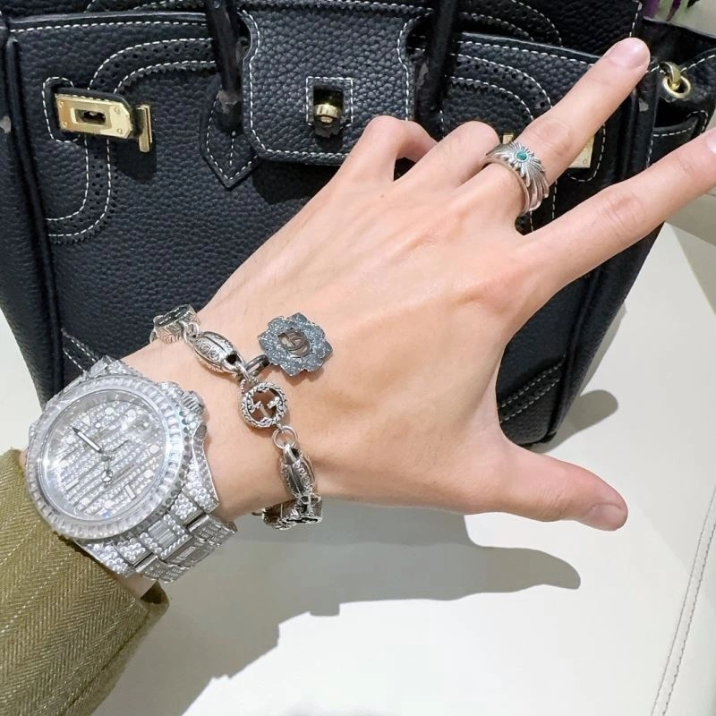 Brand-authenticated Gucci Bracelets