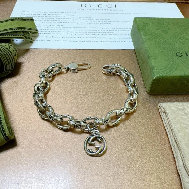 Low-cost Gucci Bracelets