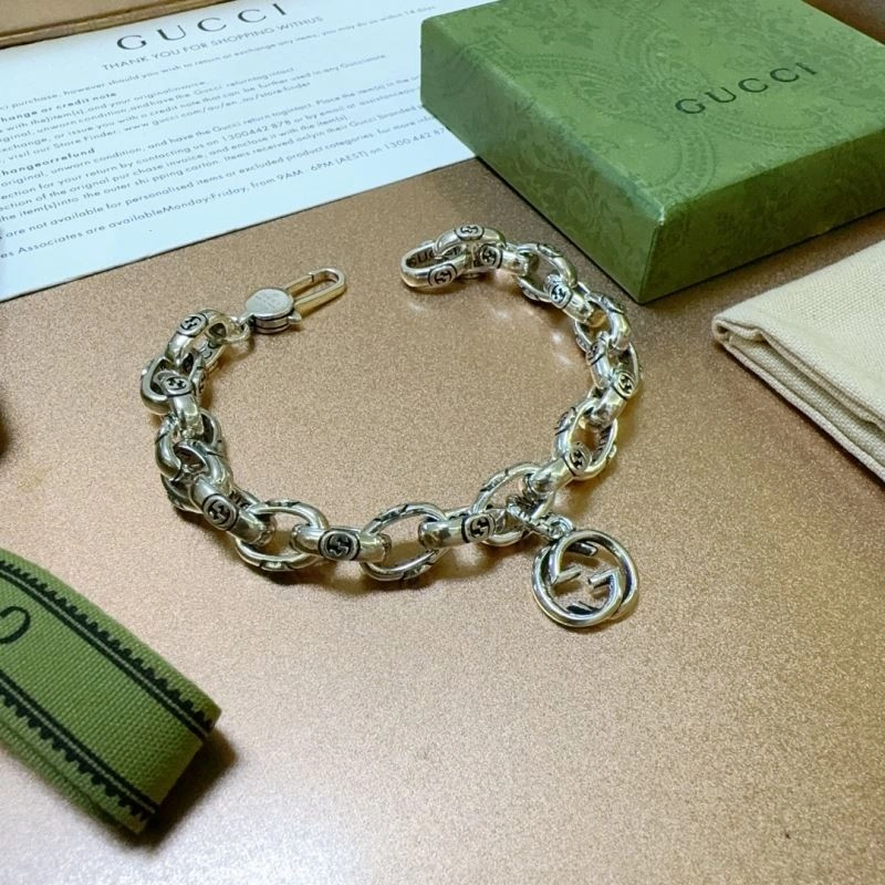 Low-cost Gucci Bracelets