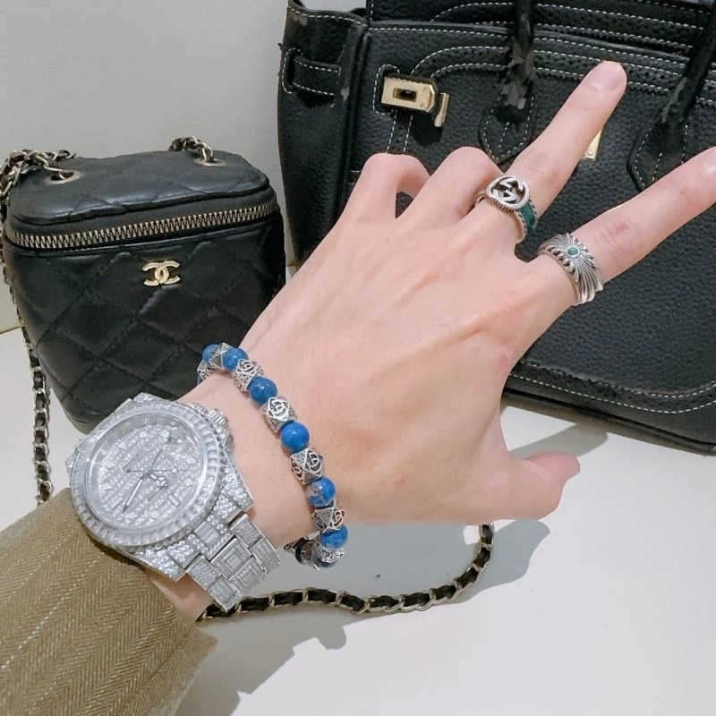 Indistinguishable Gucci Bracelets