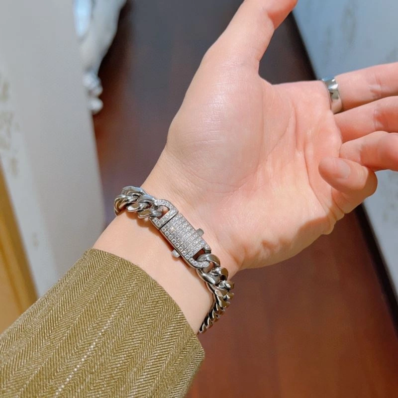 Official Gucci Bracelets