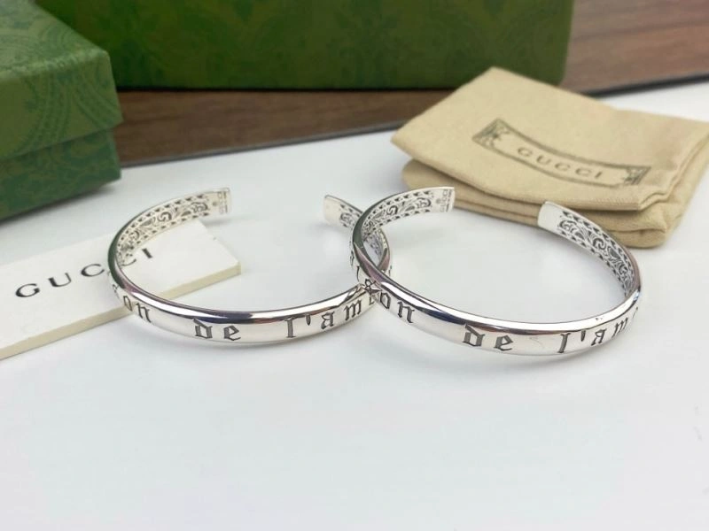 Value-priced Gucci Bracelets