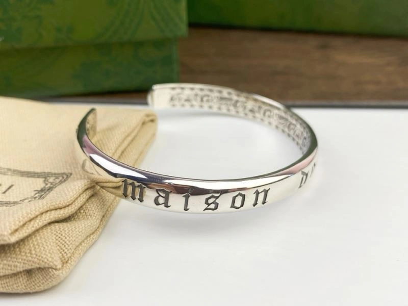 Value-priced Gucci Bracelets