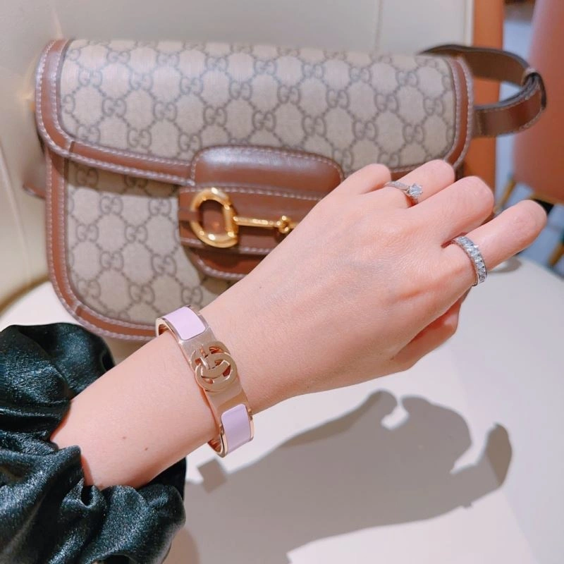 Inexpensive Gucci Bracelets