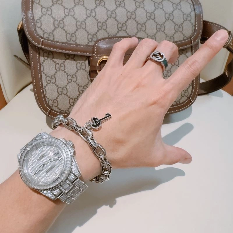 Indistinguishable Gucci Bracelets