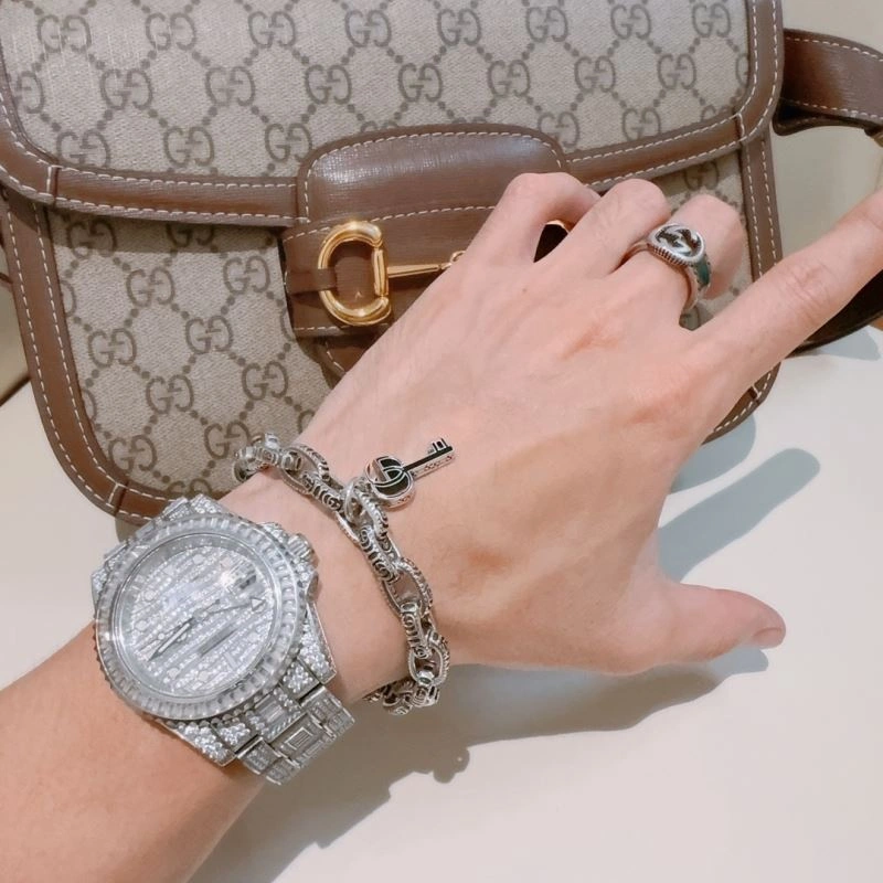 Indistinguishable Gucci Bracelets