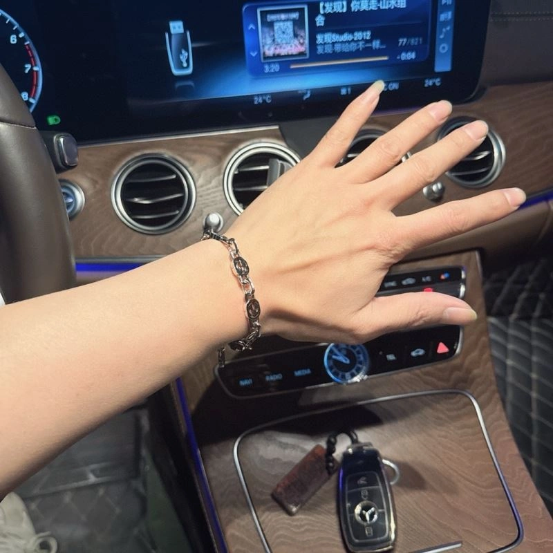 Value-priced Gucci Bracelets