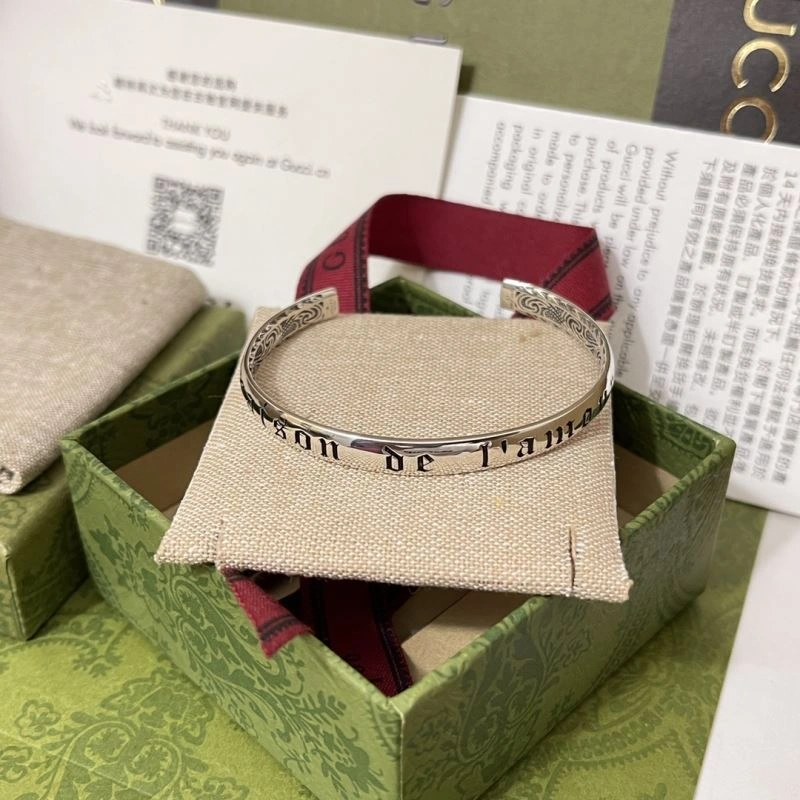 Indistinguishable Gucci Bracelets