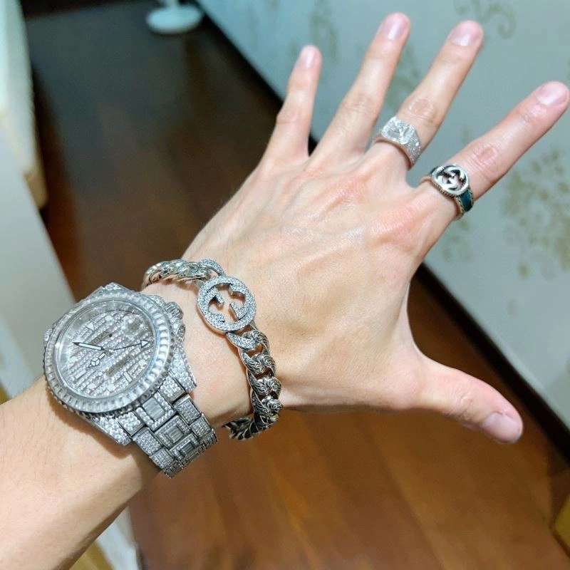 Brand-authenticated Gucci Bracelets