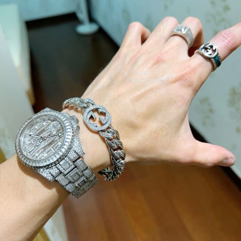 Brand-authenticated Gucci Bracelets