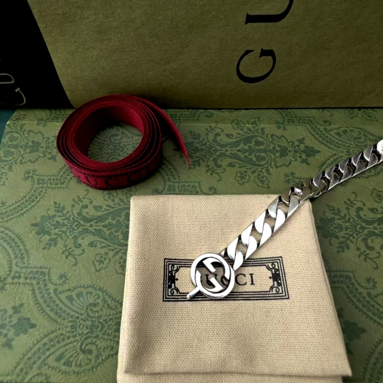 Value-priced Gucci Bracelets