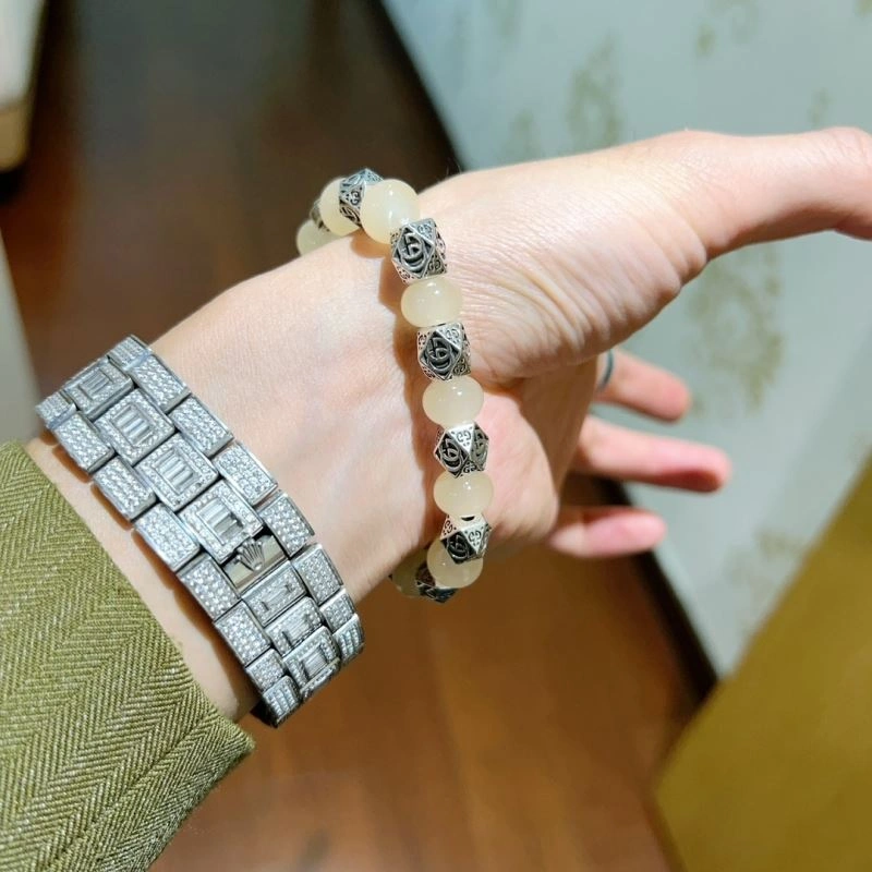 Brand-authenticated Gucci Bracelets