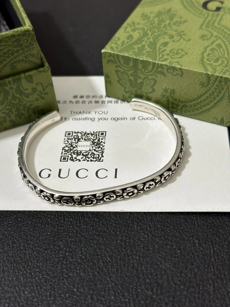 Brand-authenticated Gucci Bracelets