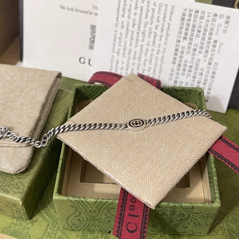 Low-cost Gucci Bracelets