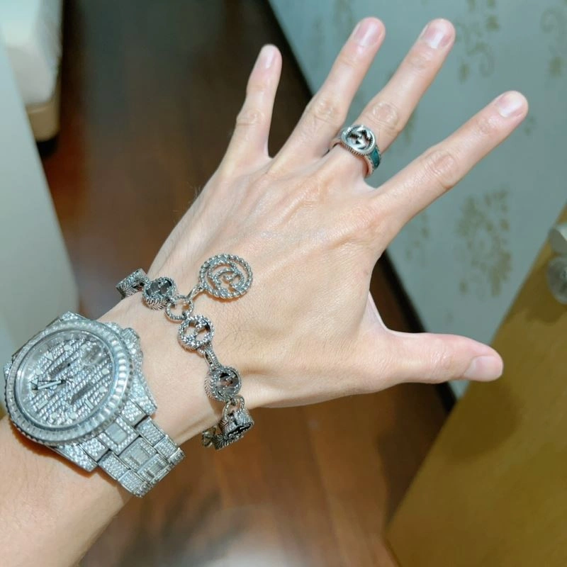 Value-priced Gucci Bracelets