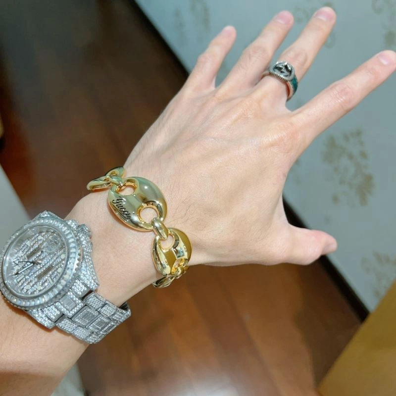 Value-priced Gucci Bracelets